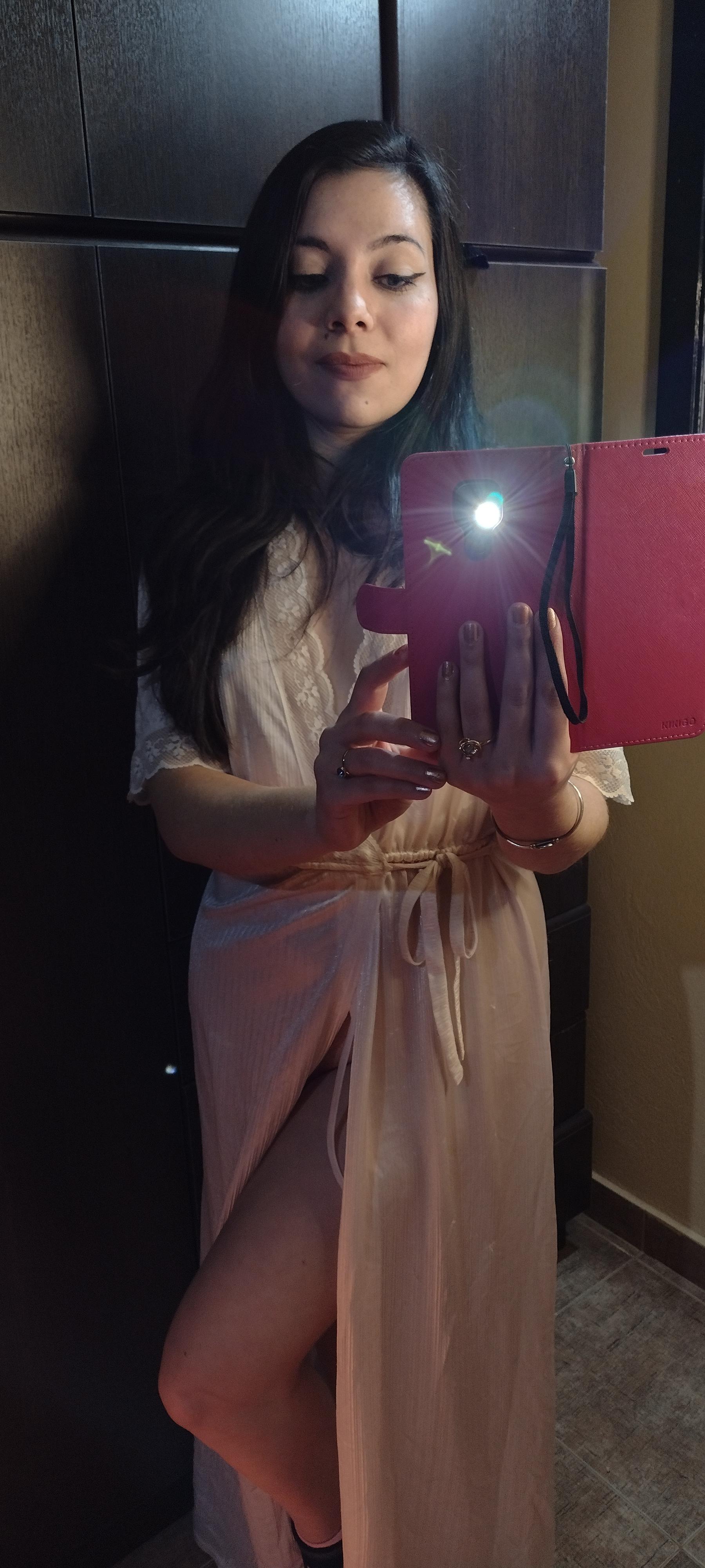 alone to go to sleep. 💋💋 ️ ️ | Scrolller