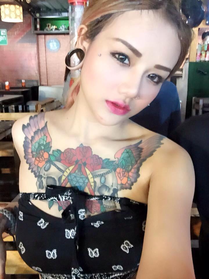 Alt selfie | Scrolller