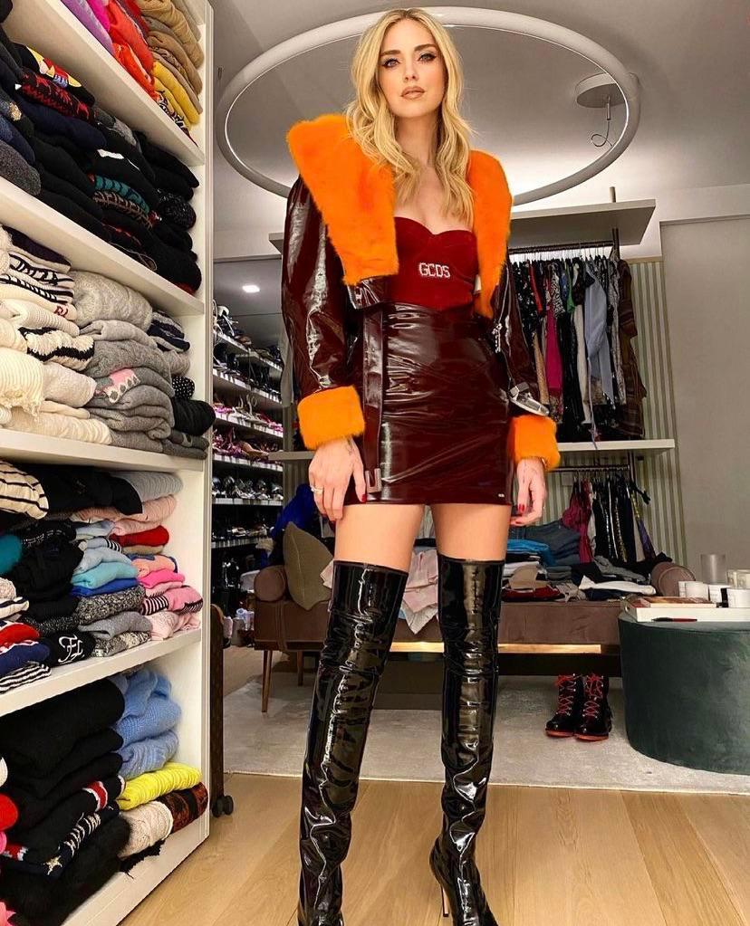 Always hot with shiny boots | Scrolller