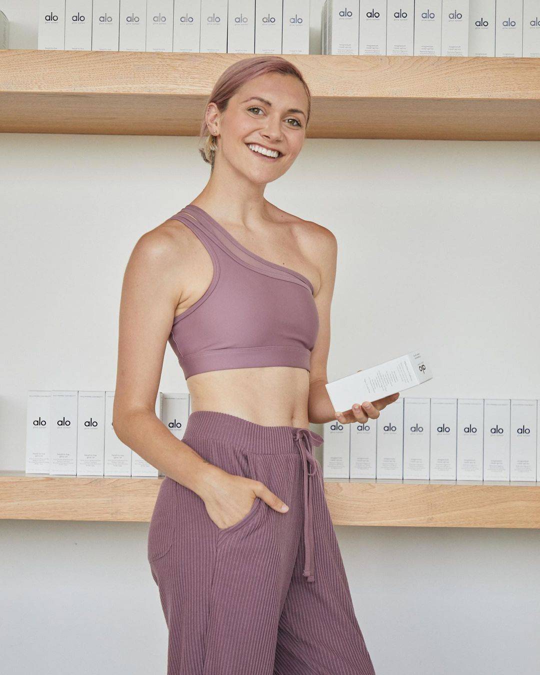 Alyson Stoner | Scrolller