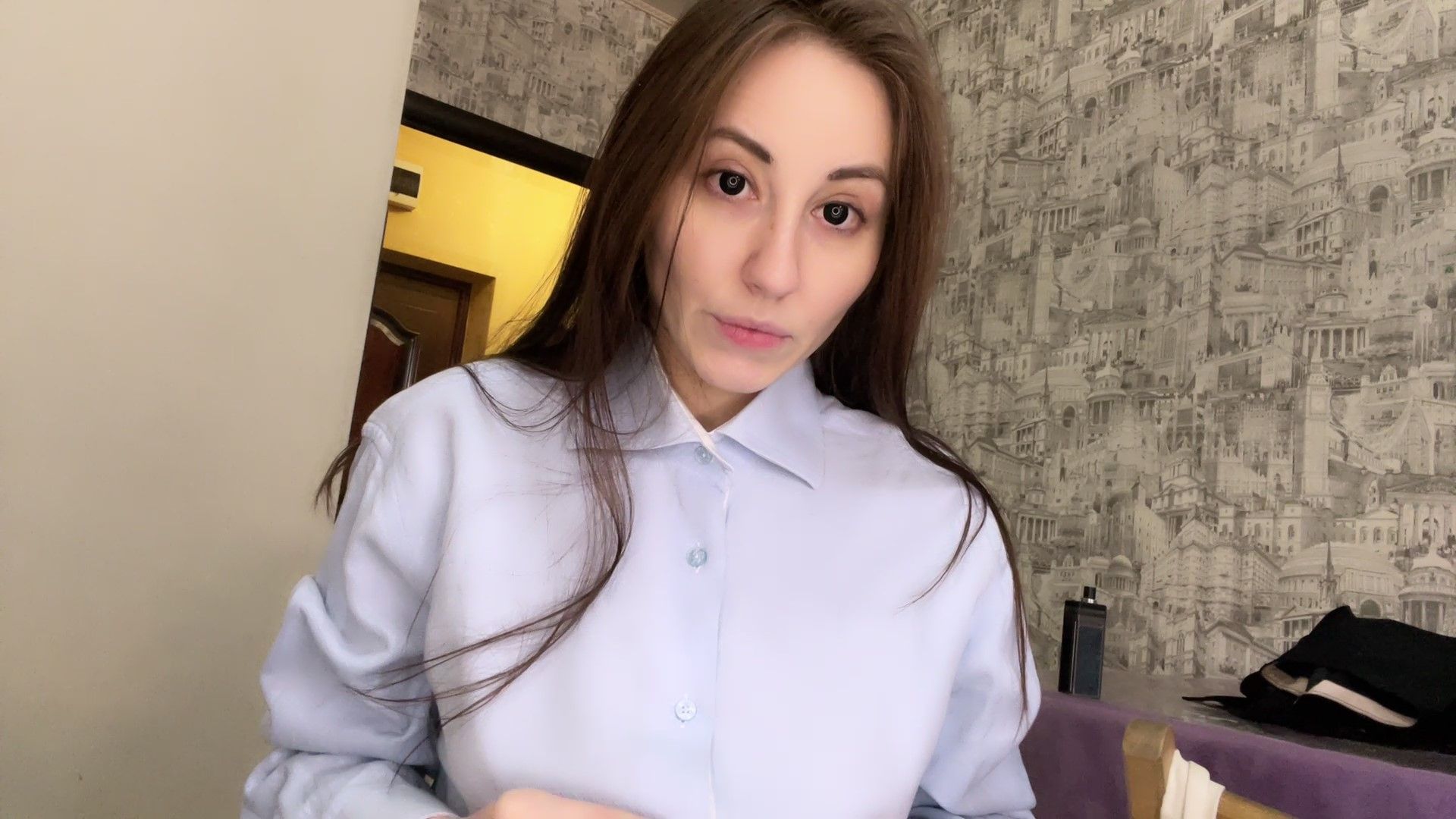Am I hot in your shirt? [21F] | Scrolller