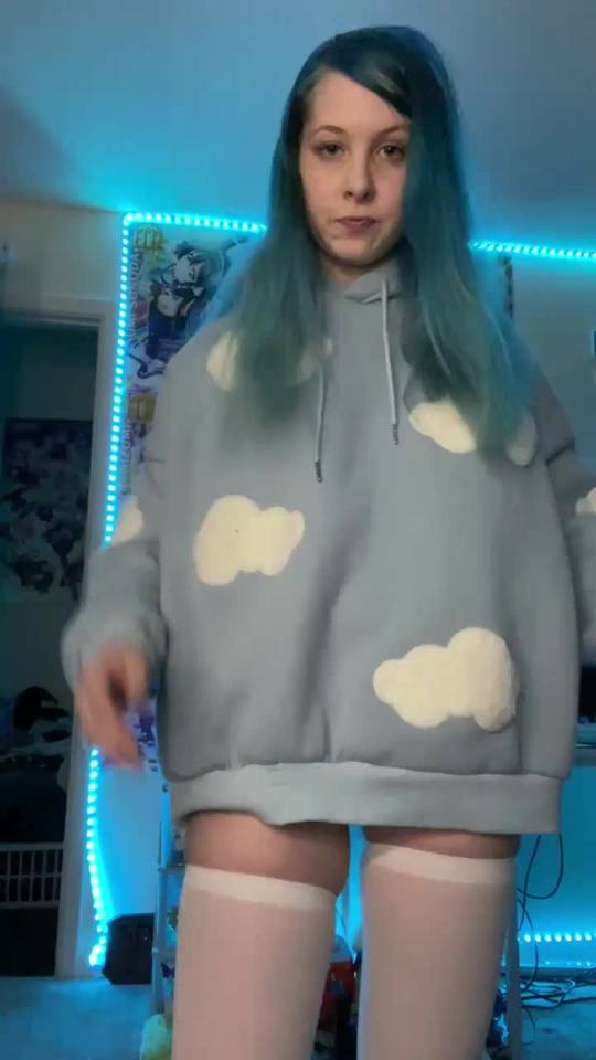 Am I small enough without this oversized sweater for you? | Scrolller