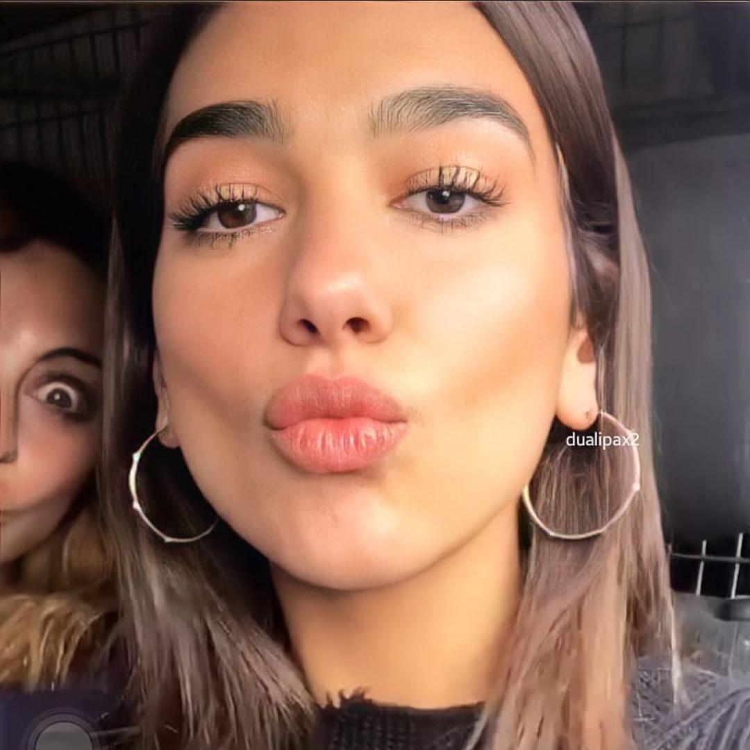 Amazing lips | Scrolller