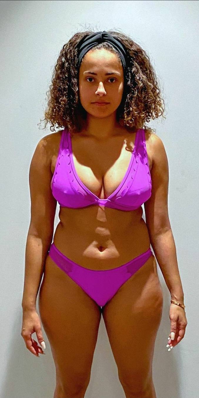 Amber thicc | Scrolller