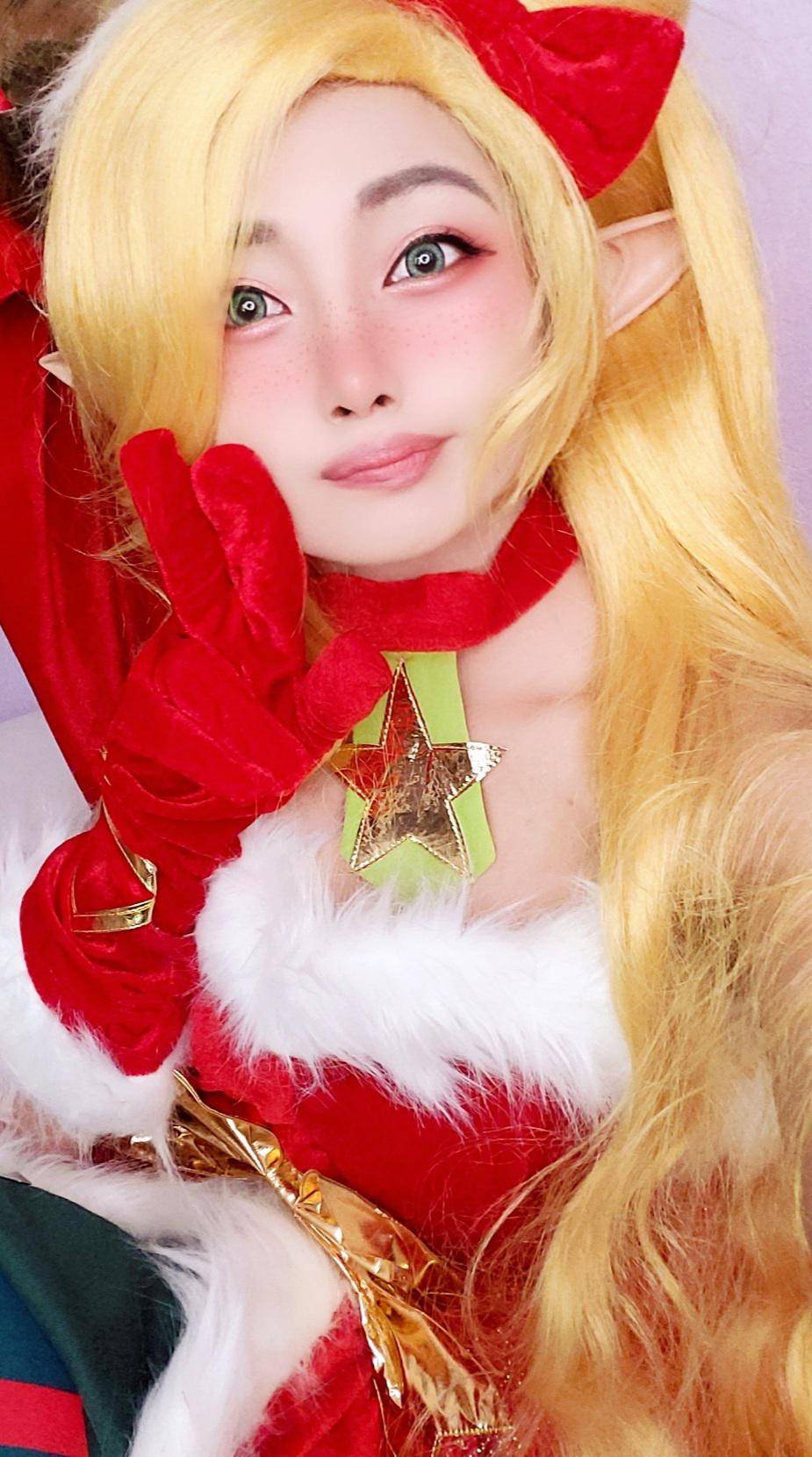 Ambitious Elf Jinx Cosplay by me! Happy Holidays! | Scrolller