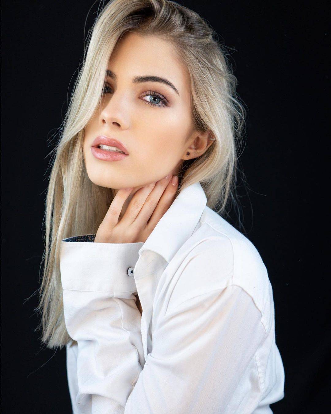 Anja Keca | Scrolller