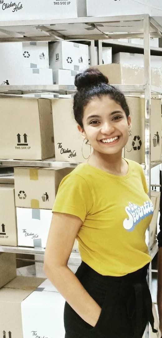 Anna Ben | Scrolller