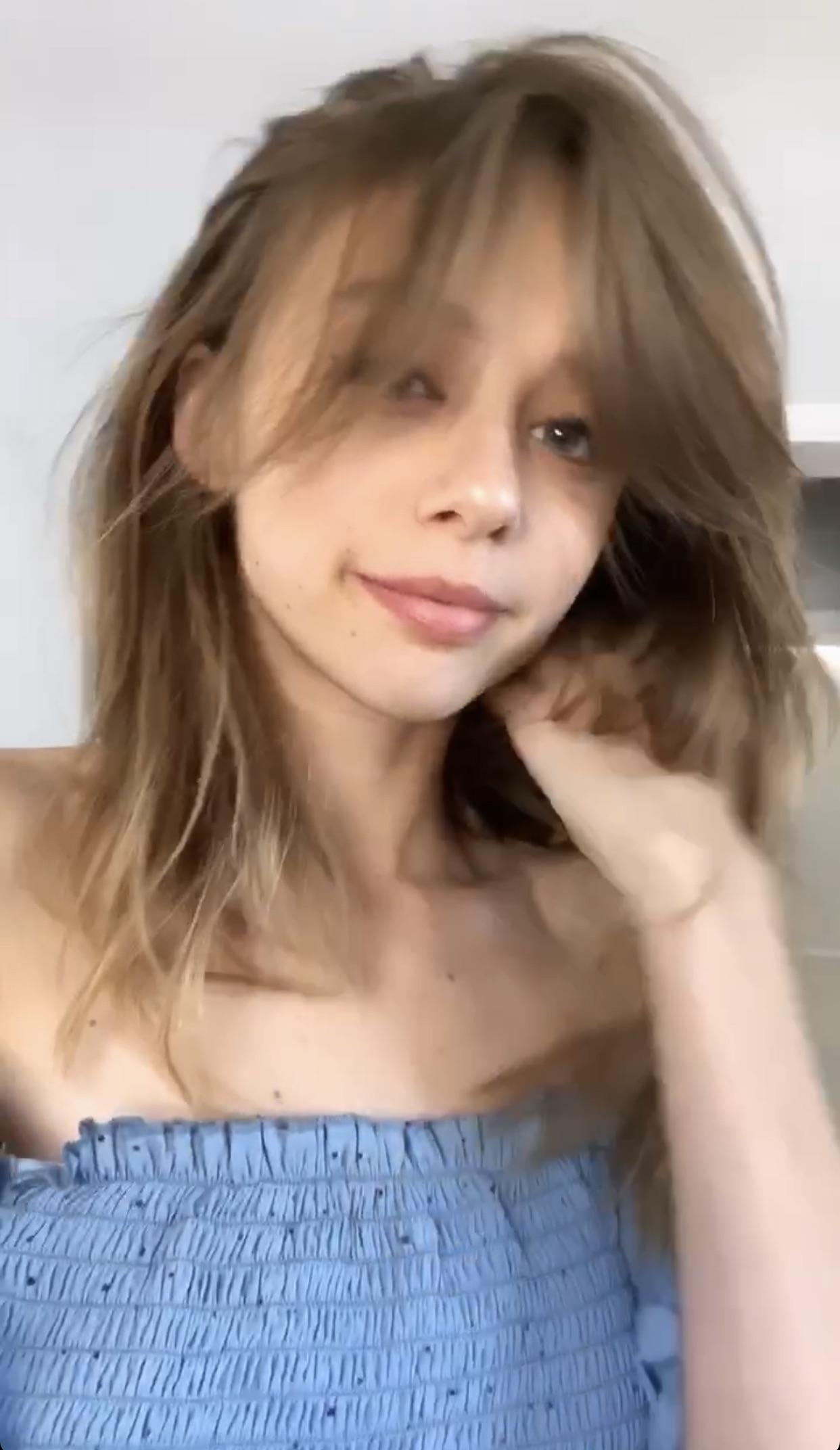 Anna Lore 🥰 | Scrolller