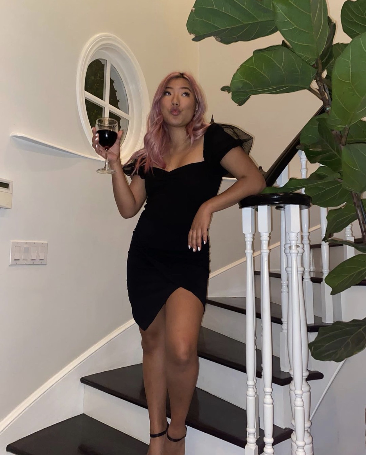 Anna on NYE | Scrolller