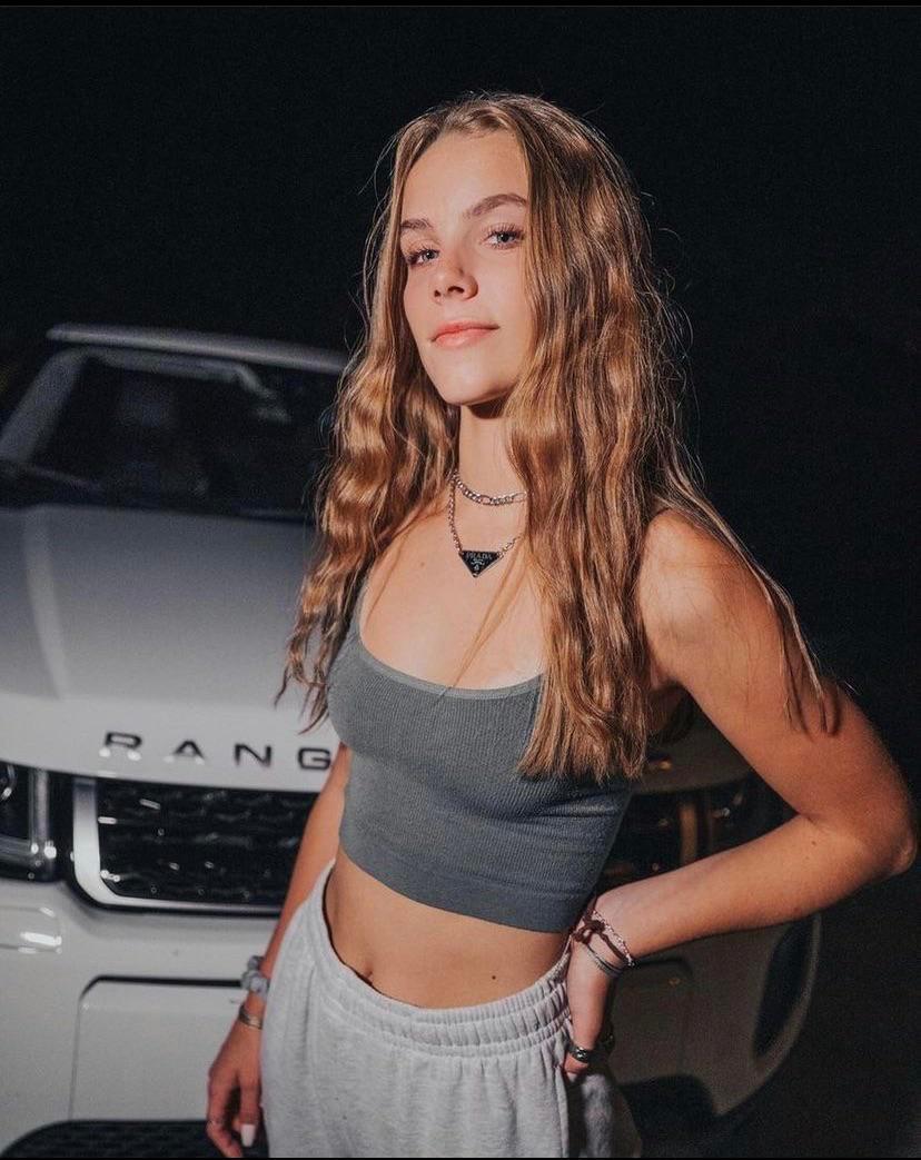 Anna Shumate on her 18th birthday | Scrolller