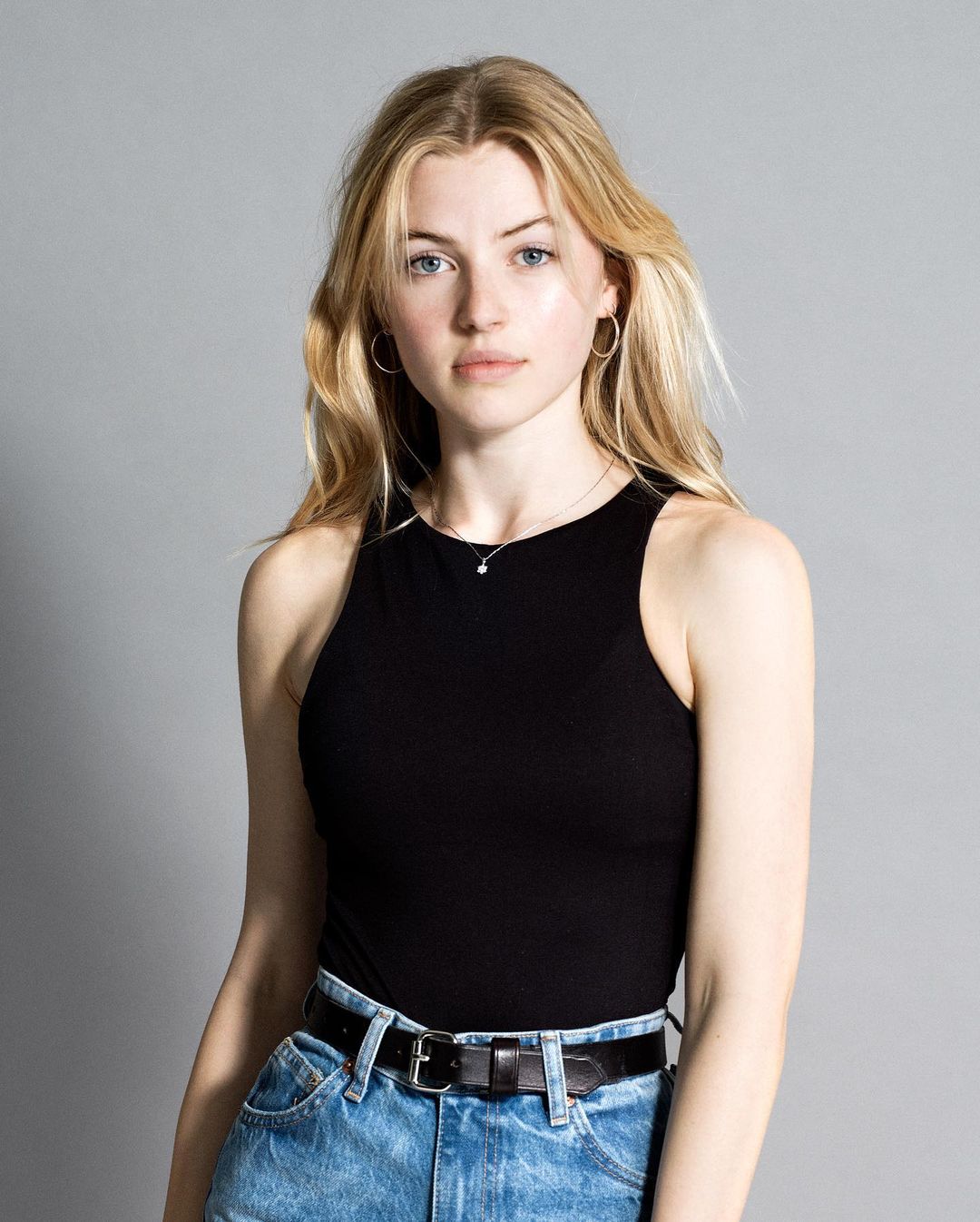 Annie Knowles [irtr] | Scrolller