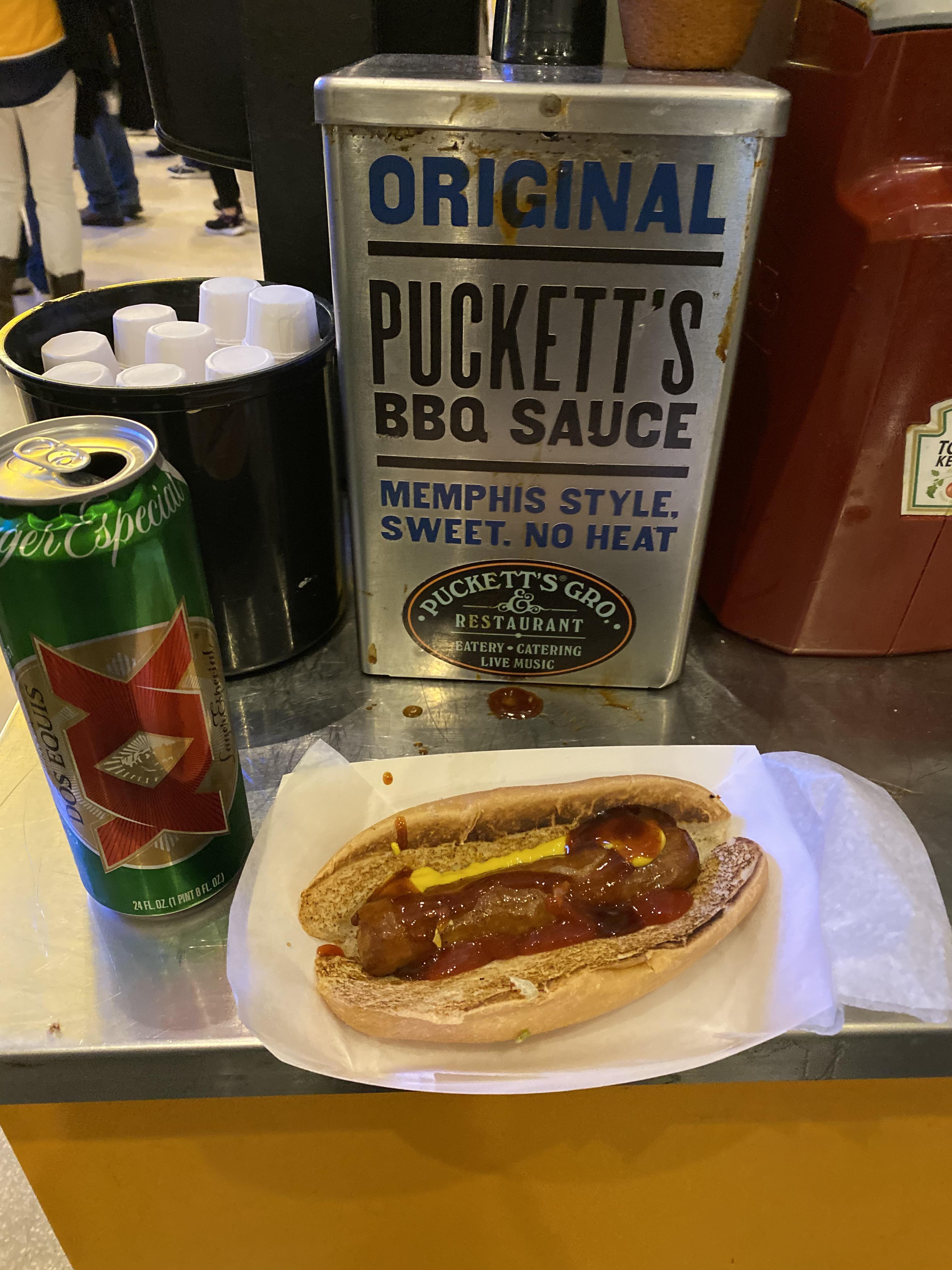 Another hockey game. Another dog. BBQ sauce a la Nashville | Scrolller