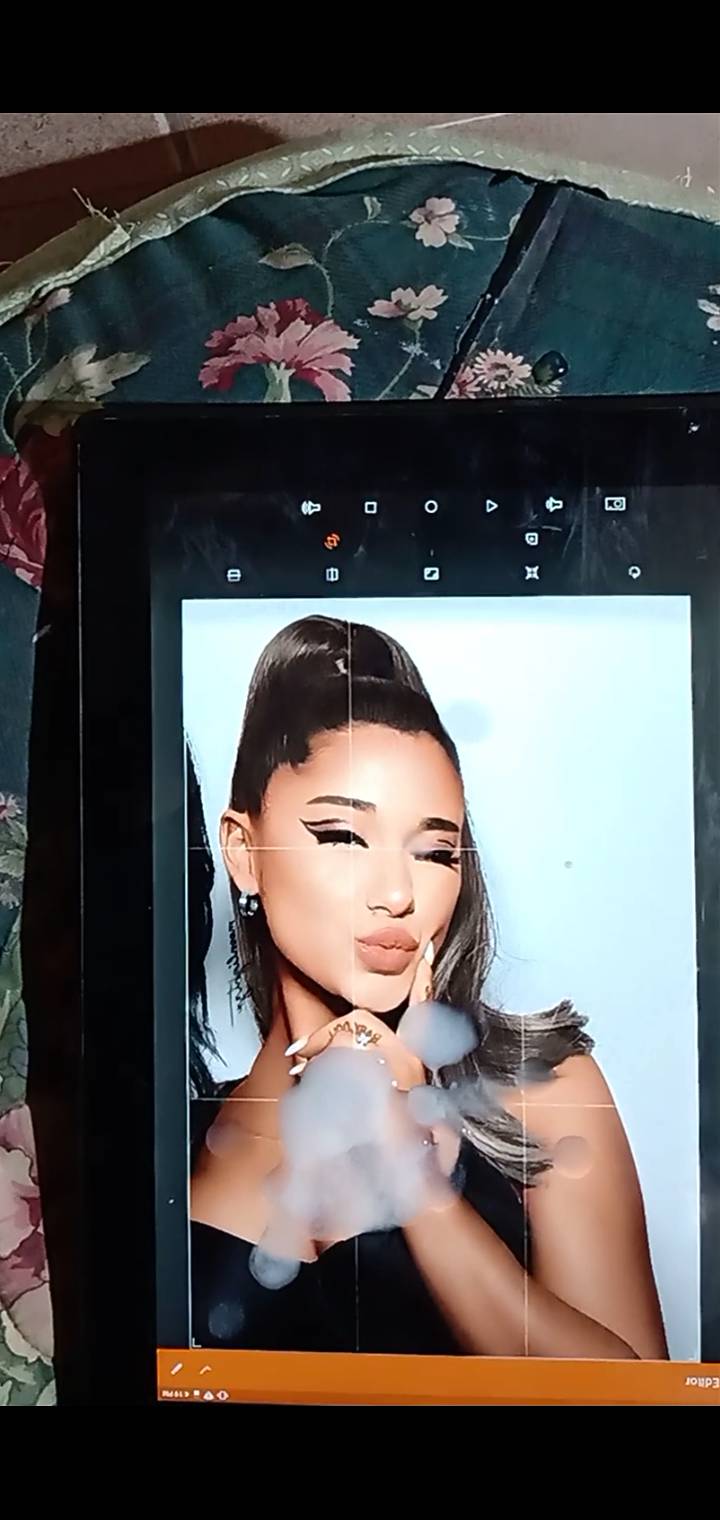 Another tribute for Ari | Scrolller