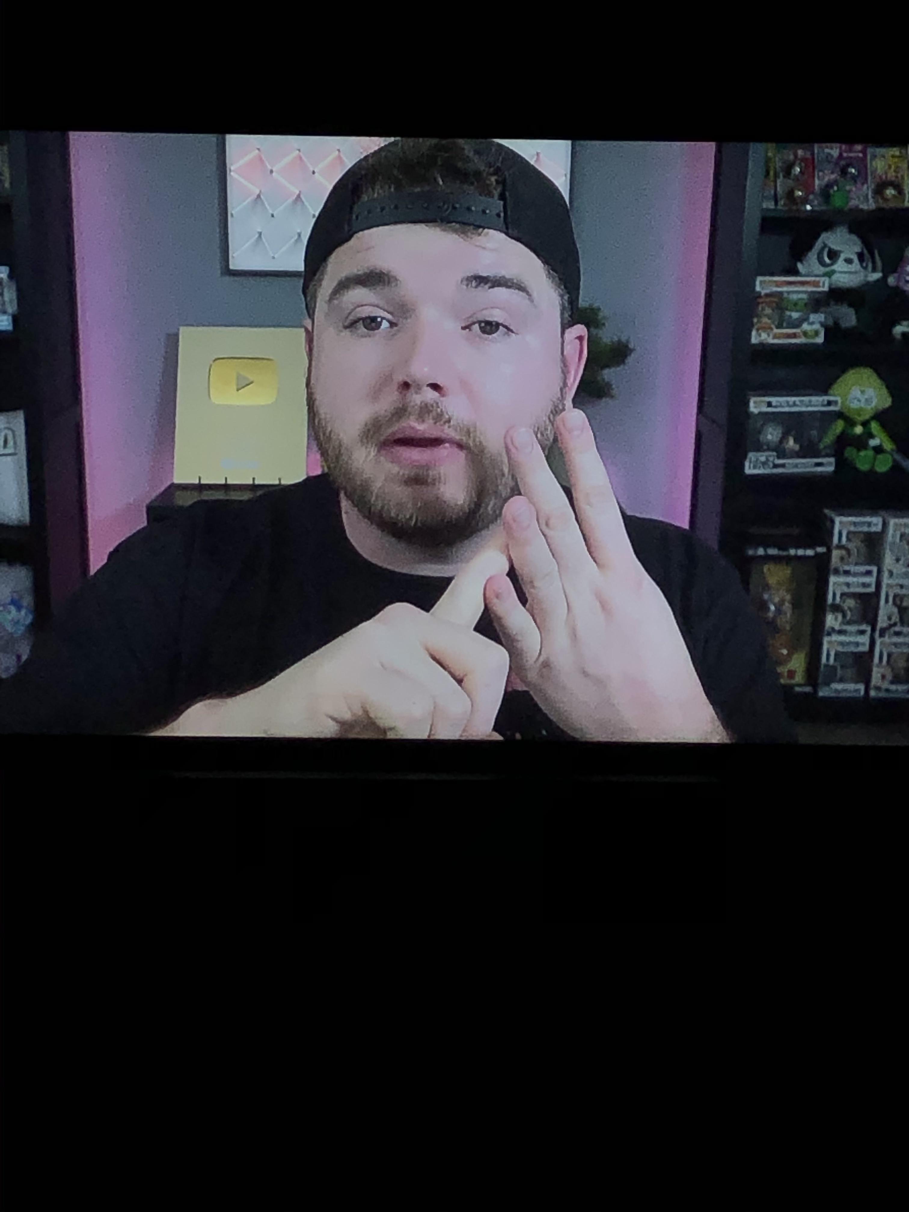 Anthony Appreciation Post! Ya boi lookin fresh af with the clean cut face | Scrolller