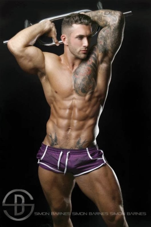 Anthony Hill | Scrolller