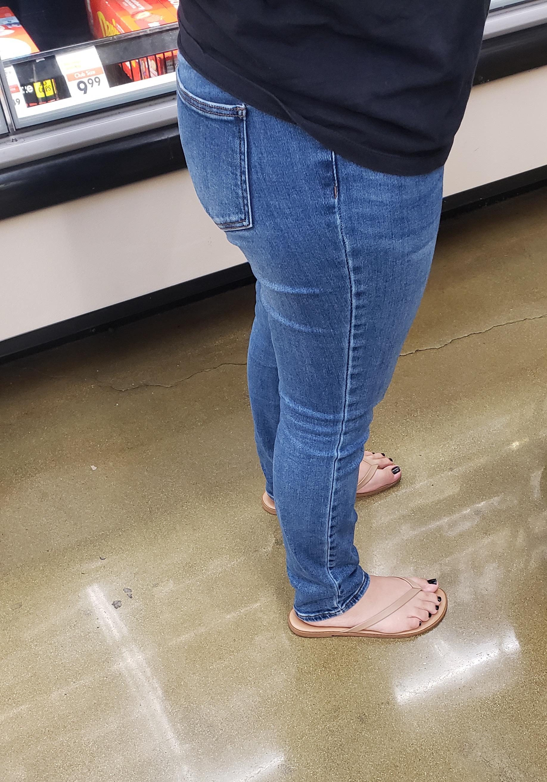 Any candid fans? | Scrolller