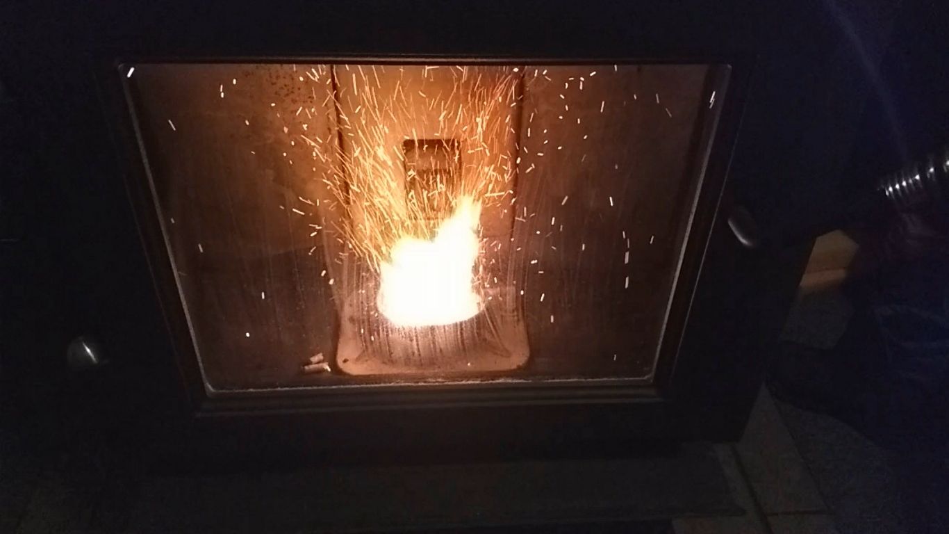 Any love for pellet stoves here? | Scrolller
