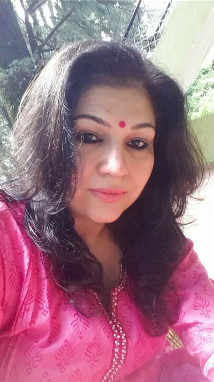 Any m stud intrested in breeding my mom plzz dm 🔥🍑 | Scrolller