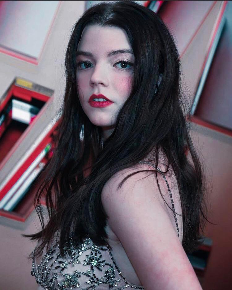 Anya Taylor Joy (irtr) | Scrolller