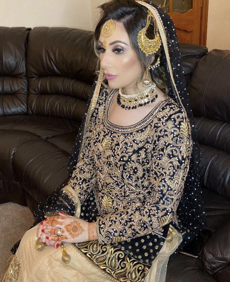 Anybody got her @ ?? | Scrolller