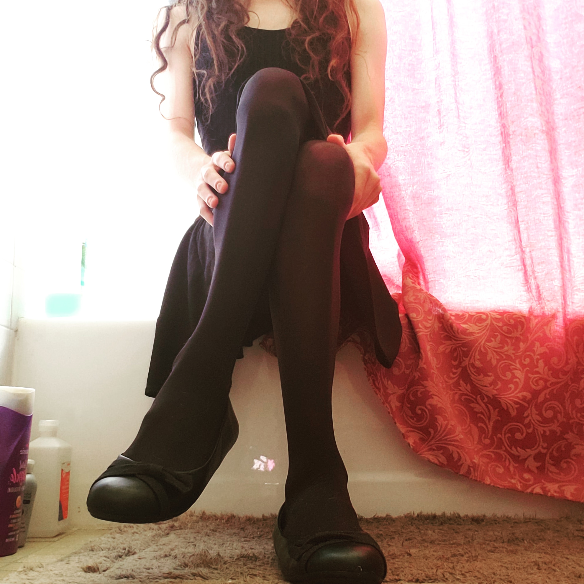 Anybody want to switch bodies with me? I'm a sissy M2F who would love ...