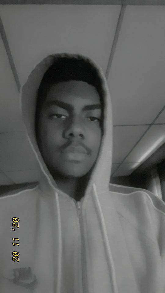 Anyone down to talk 15m | Scrolller