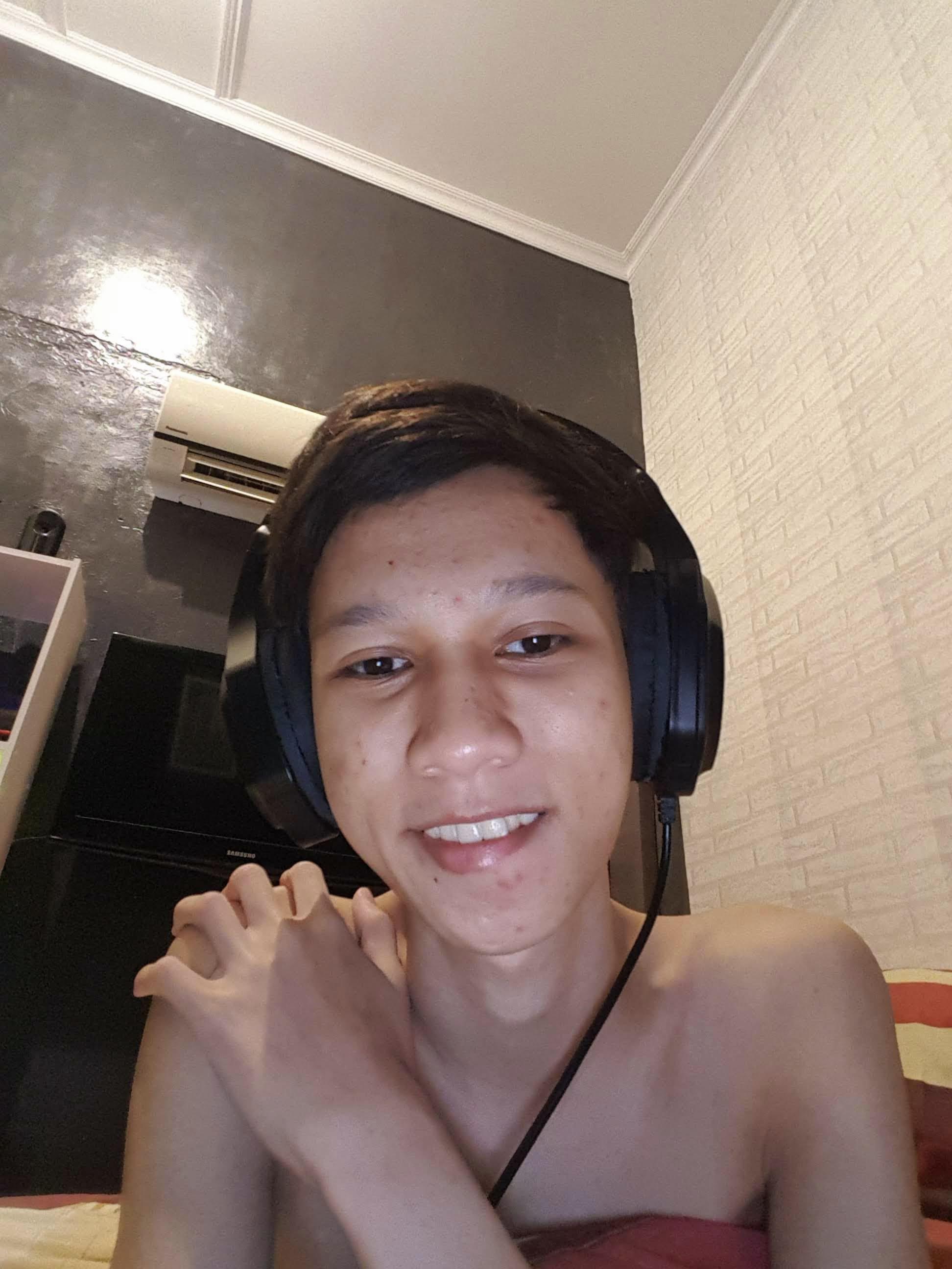 Anyone here into gaymer boy? | Scrolller