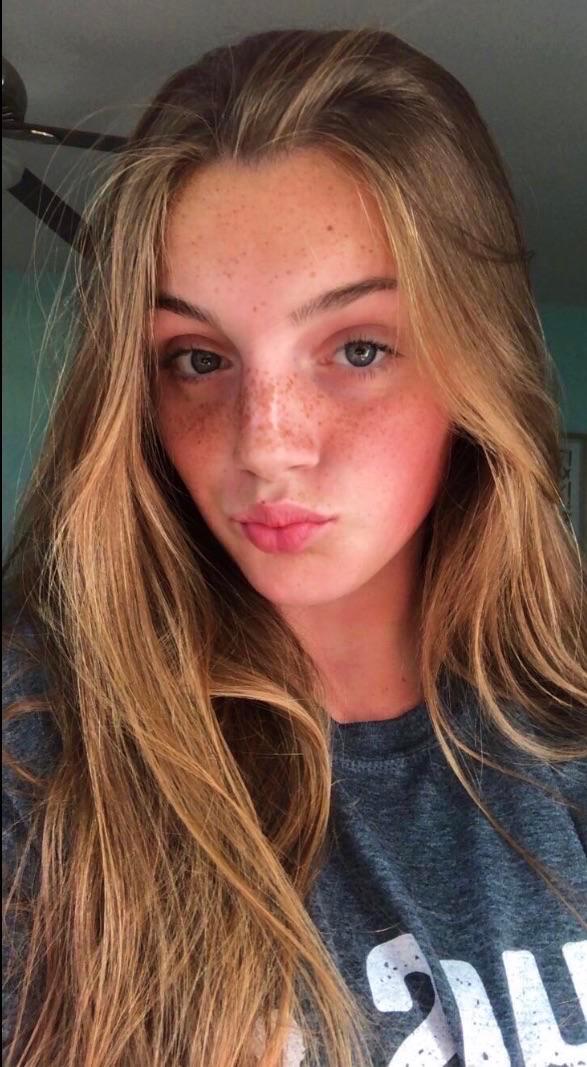 Anyone want to cover her | Scrolller