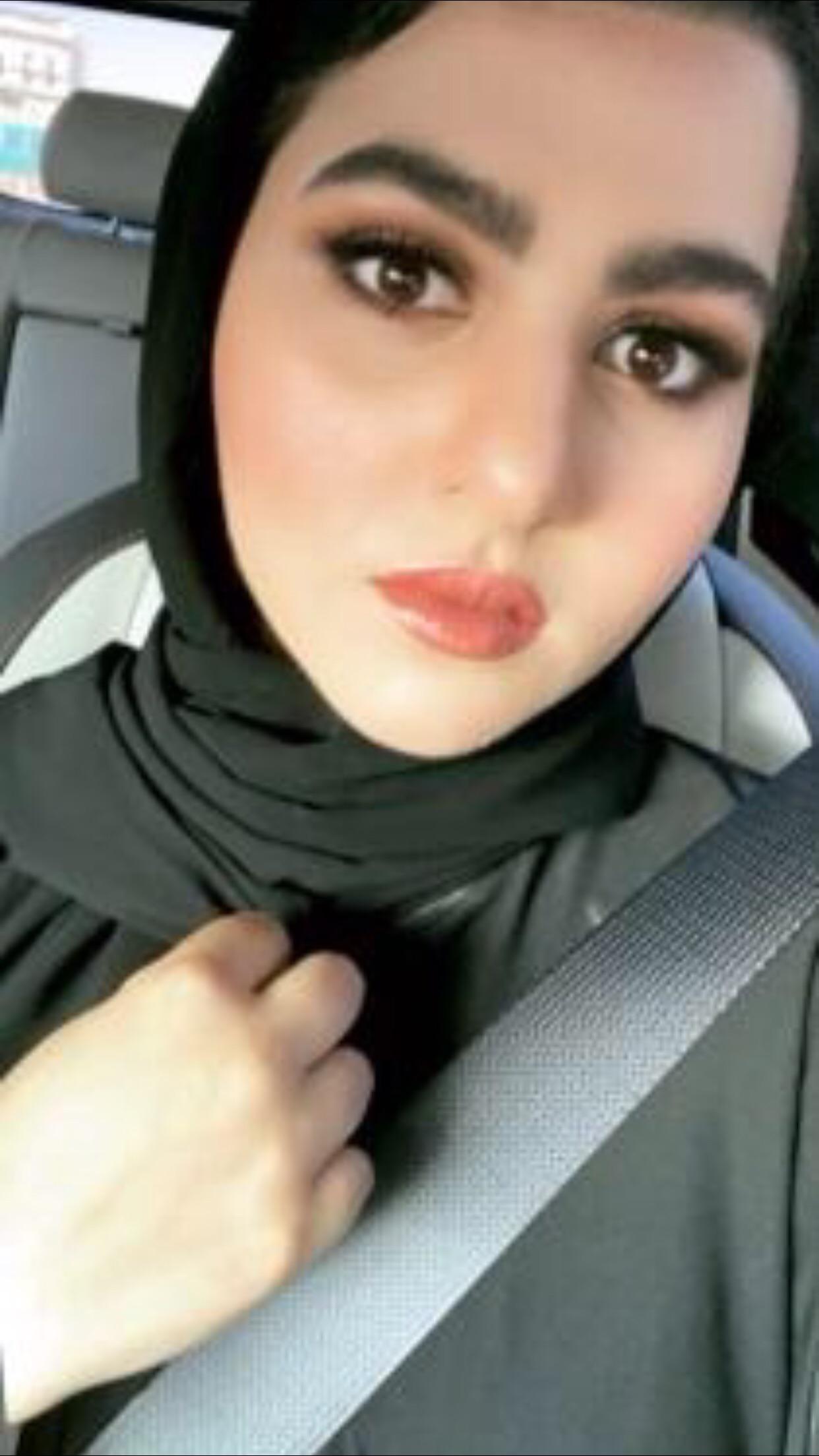 ARAB DOLL 🇦🇪 | Scrolller