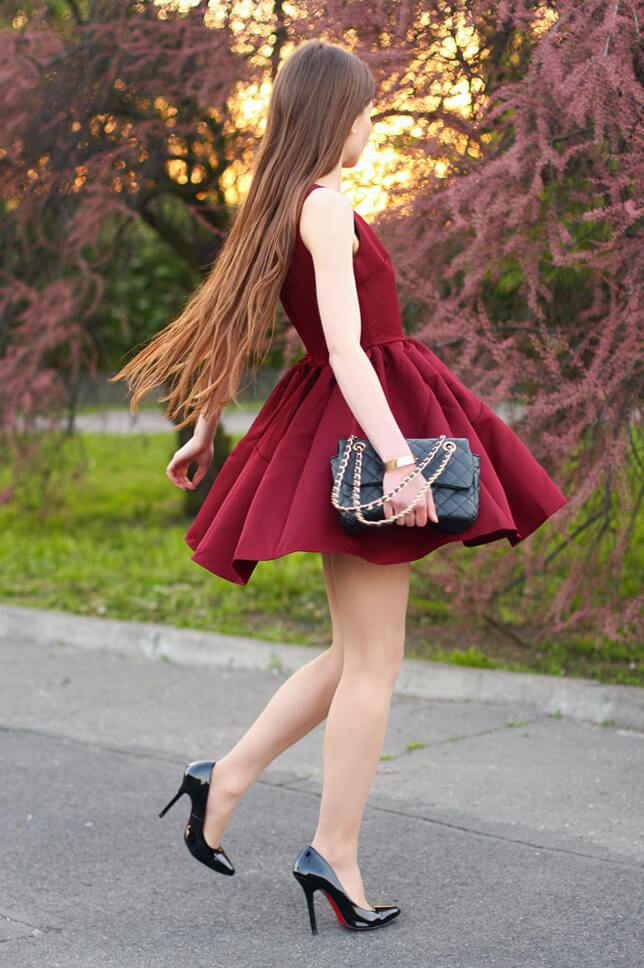 Ariadna Majewska Scrolller