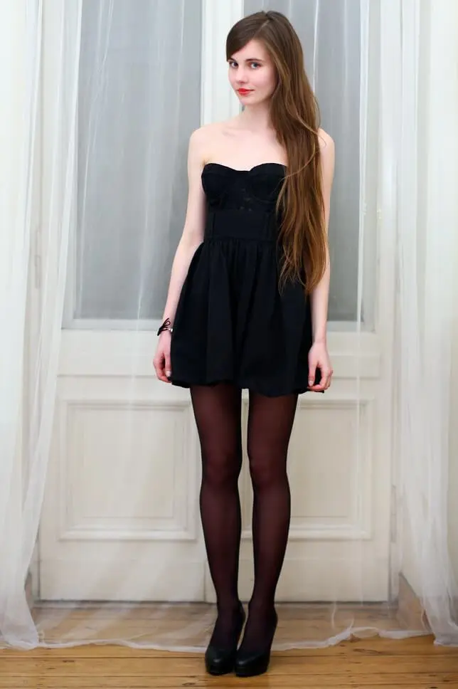 Ariadna Majewska Scrolller