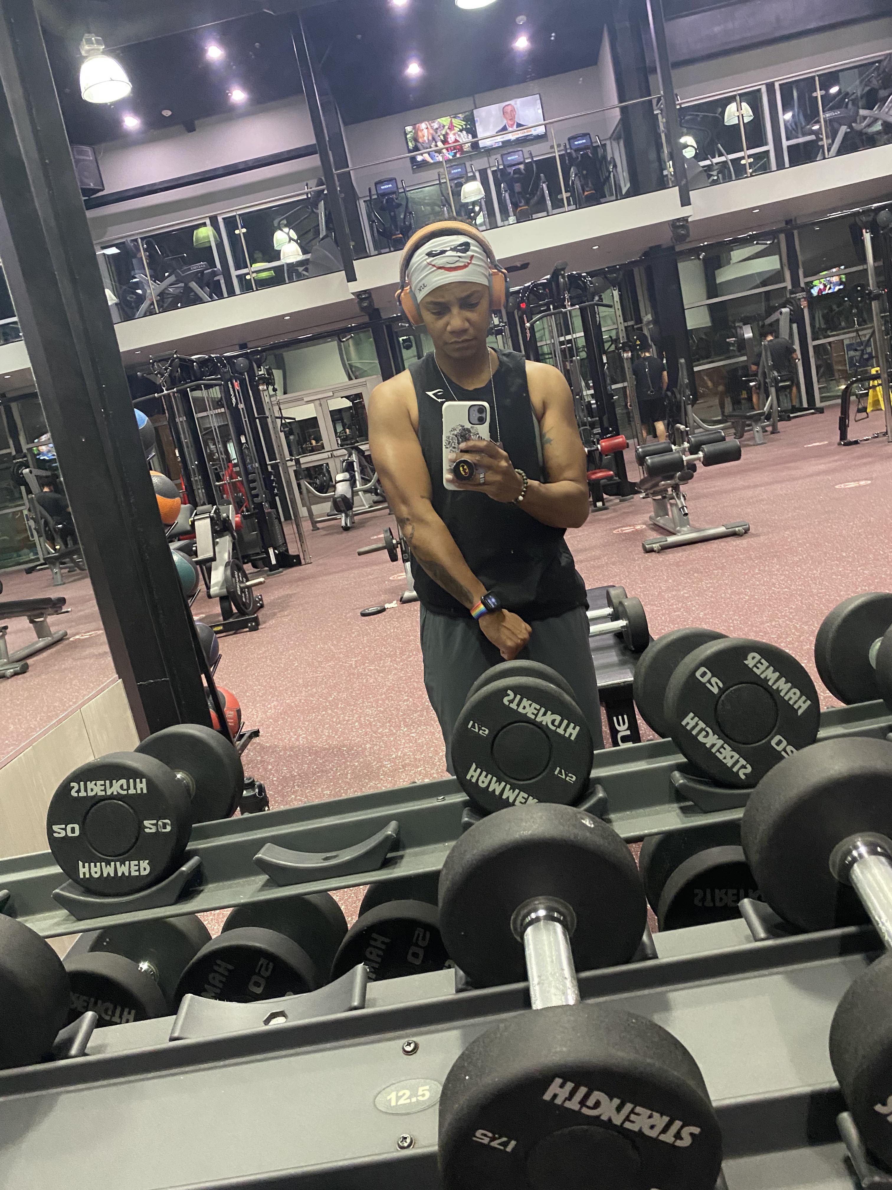 Arm progress coming in nicely 💪🏾 | Scrolller