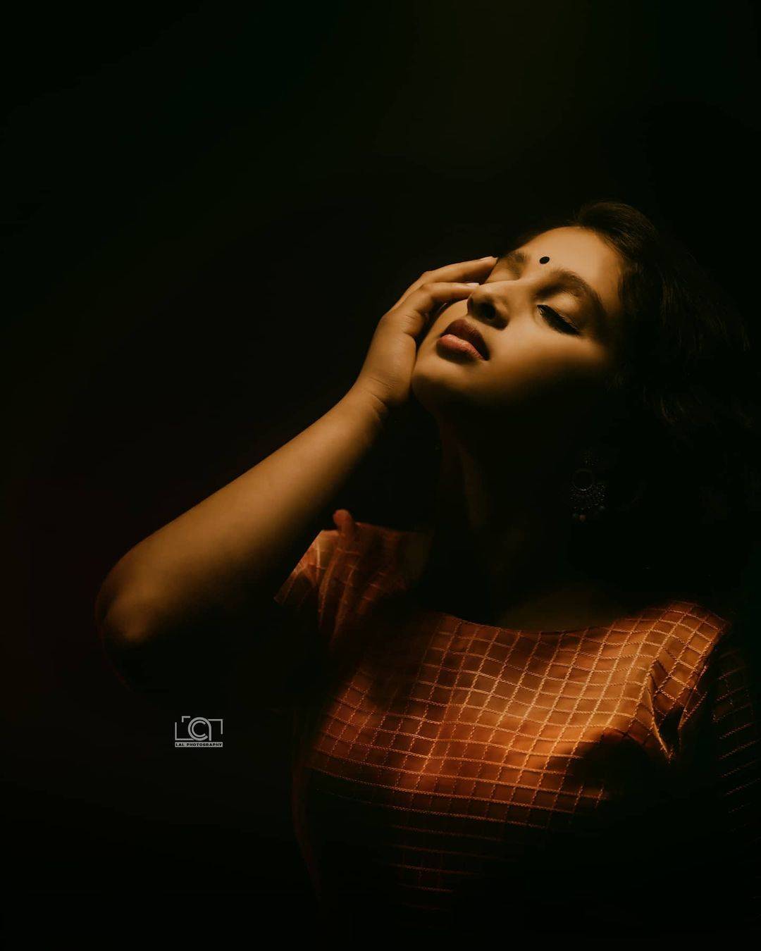 Arya manikandan | Scrolller