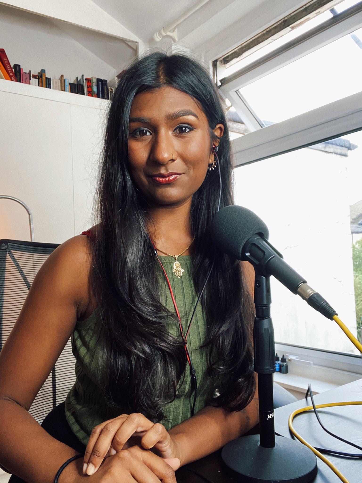 Ash Sarkar Has A Face Made To Be Covered In Cum Scrolller