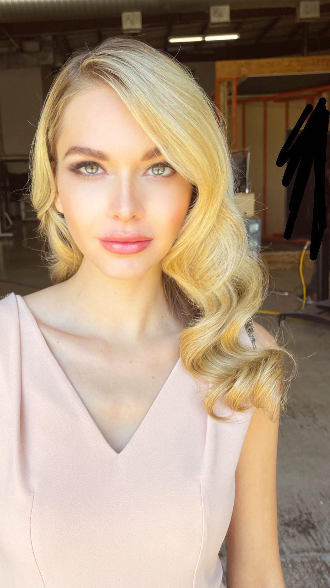 Ashley Thompson | Scrolller