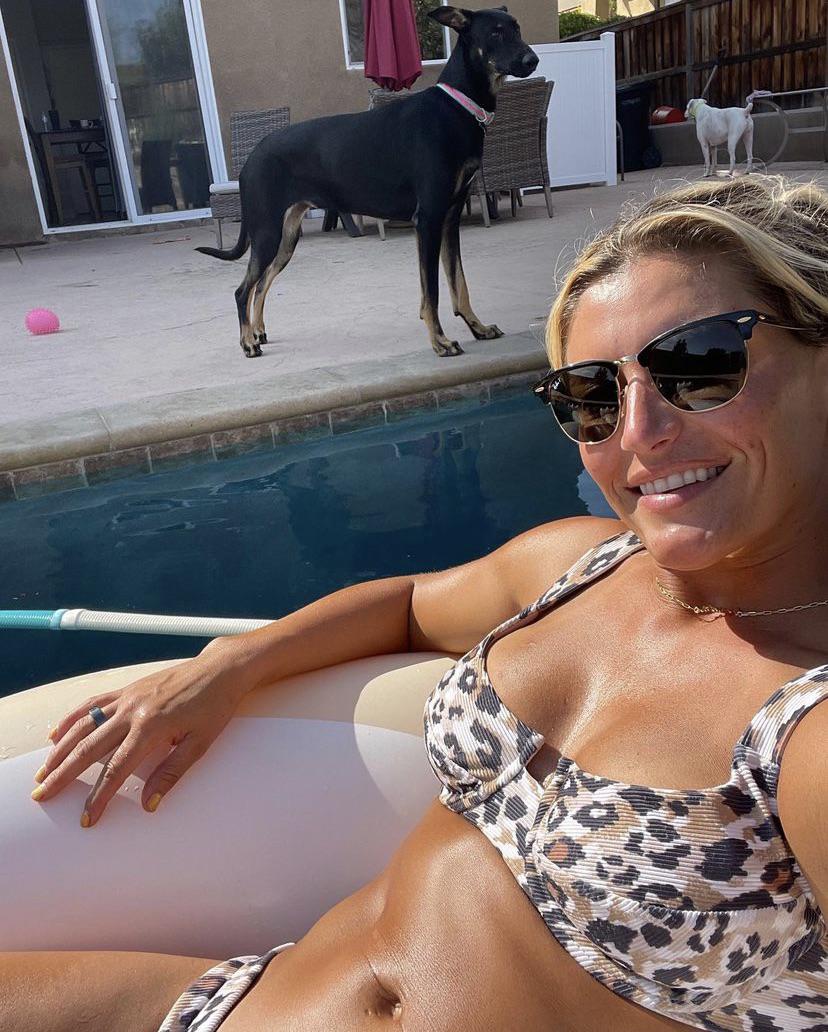 Ashley Yoder | Scrolller