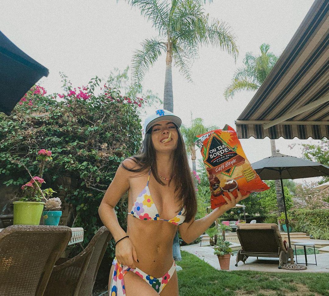 Ava Allan (@avaallan) | Scrolller