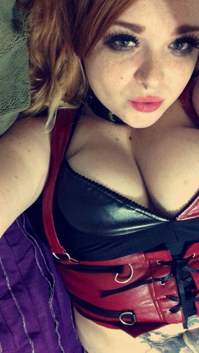 Available Now .. any Slave? [DOMME] | Scrolller