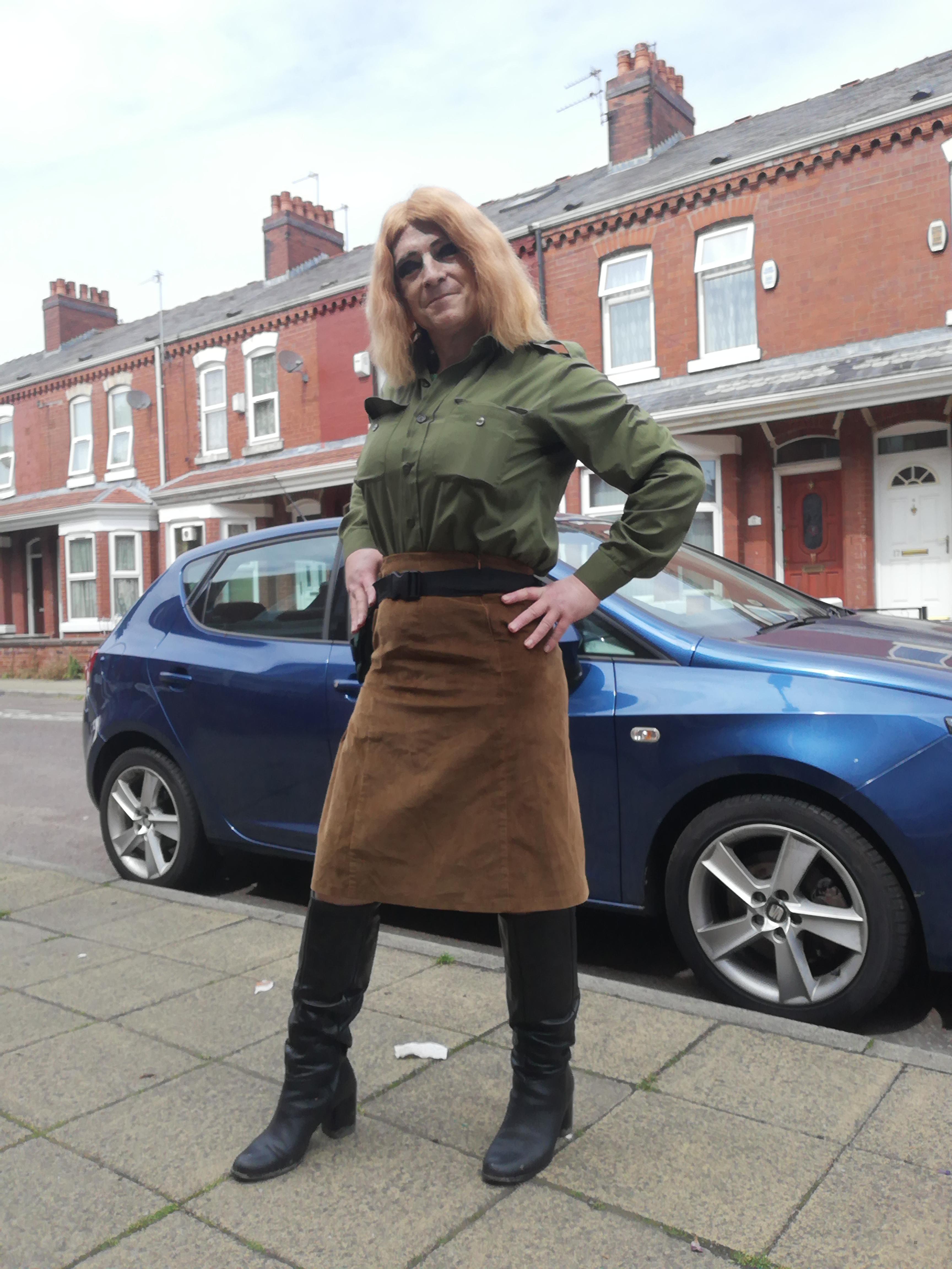 Awaiting | Scrolller