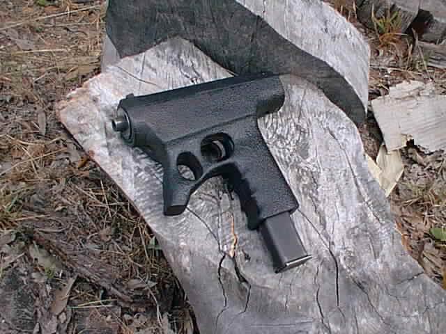 ay tone this ain't hot glue | Scrolller