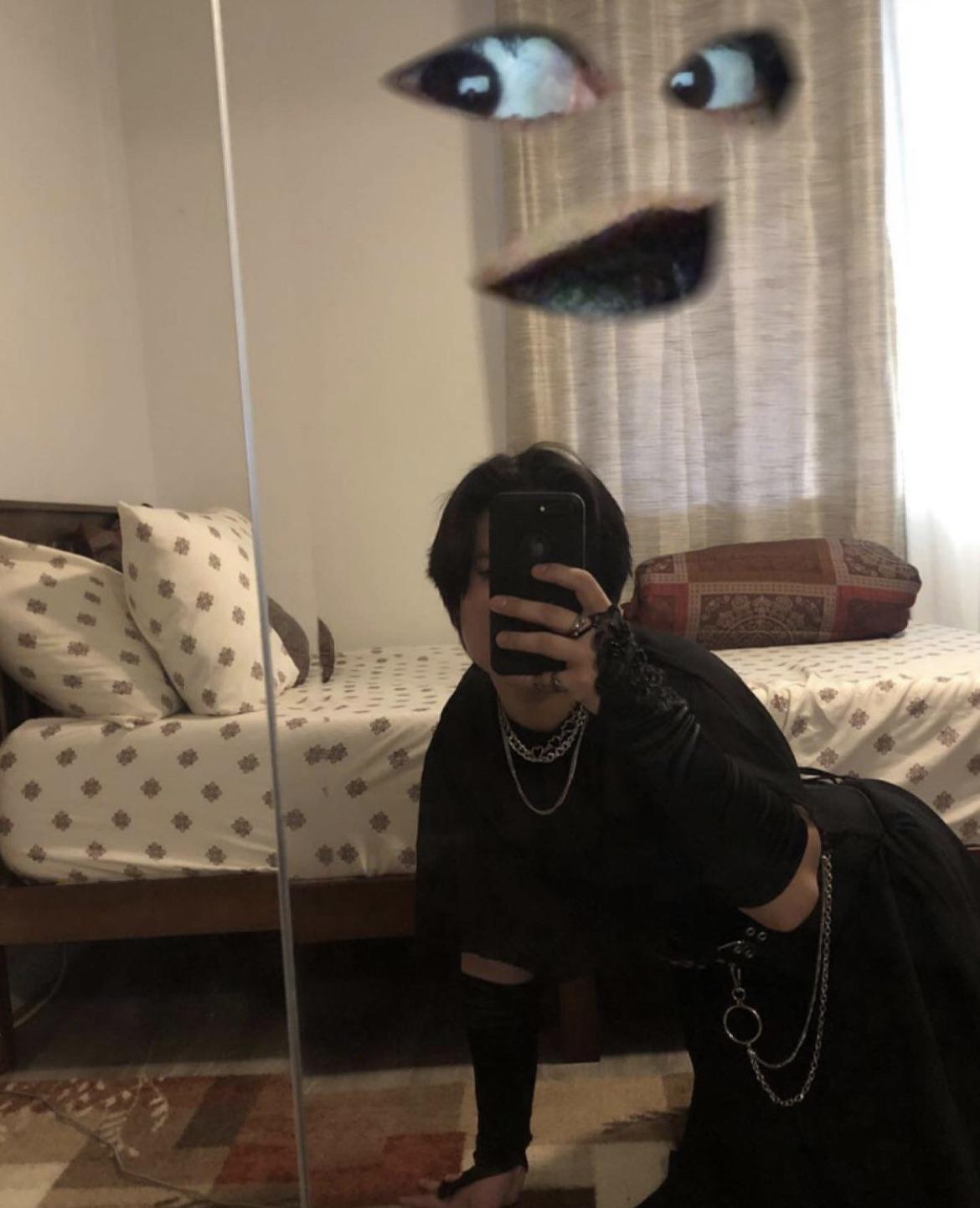 Ayo what’s up with this sus position bro and why are you staring so hard 🤨 | Scrolller