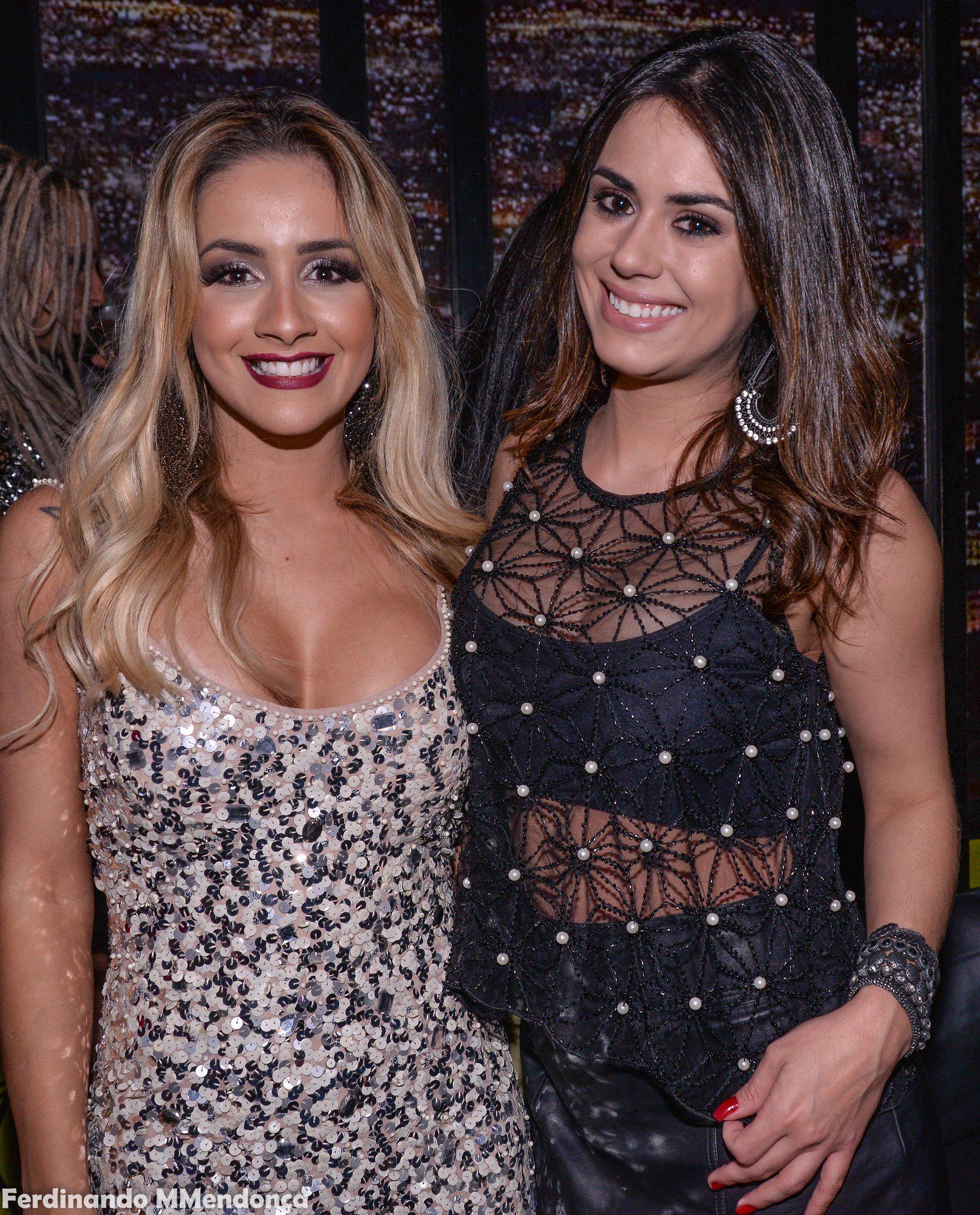 Babi Muniz e Dani Carmona, 🌼🍷💖 | Scrolller