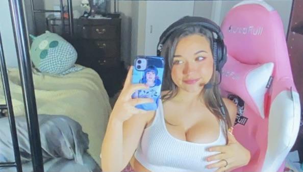 back on Twitch | Scrolller