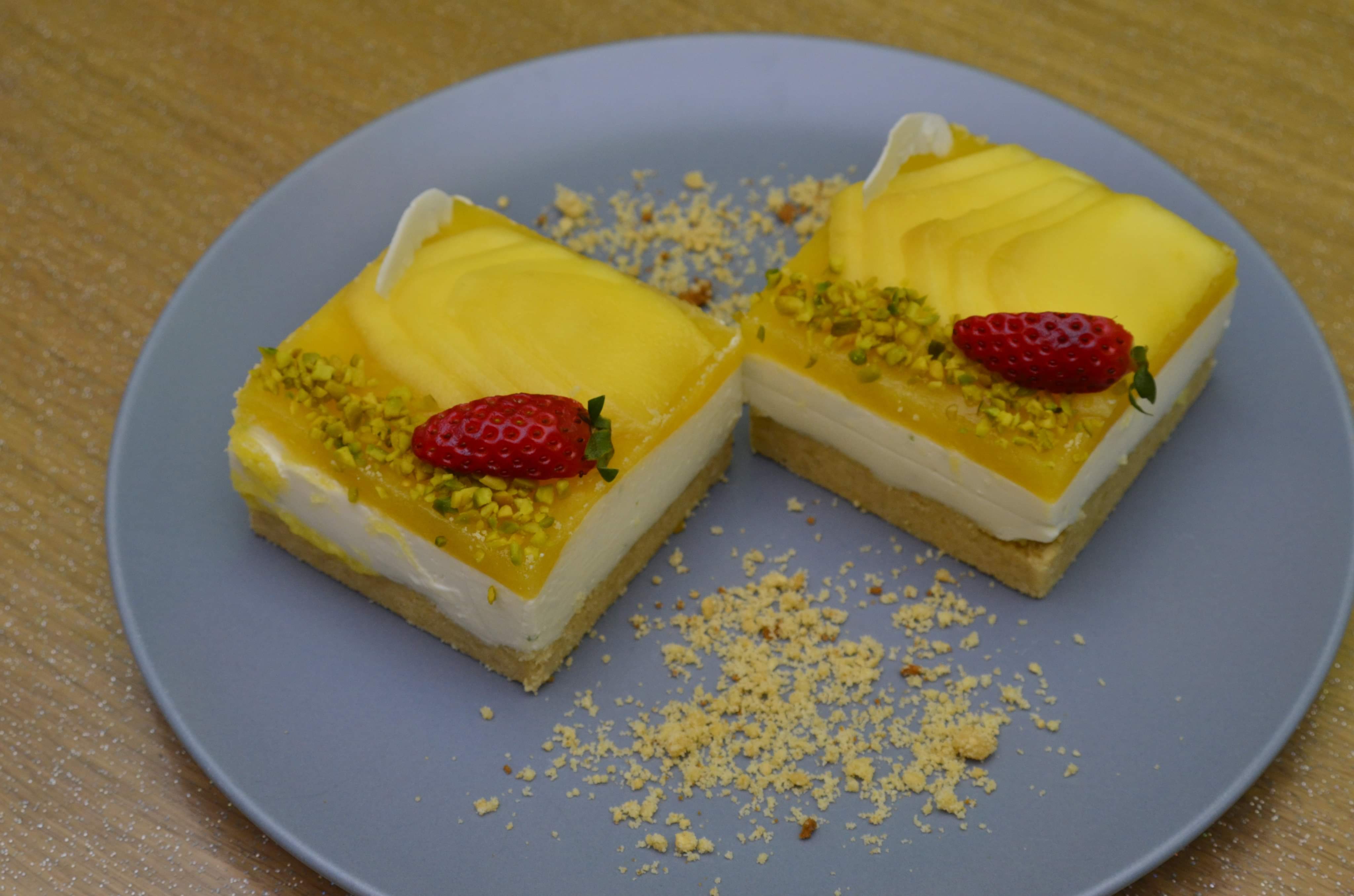 Backloser Mango-Frischkäsetörtchen | Scrolller