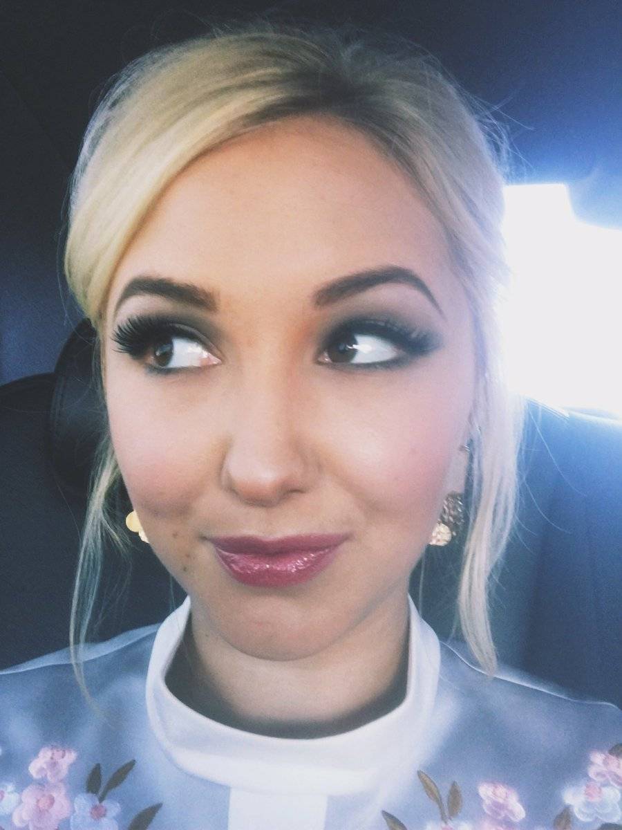 Backseat | Scrolller