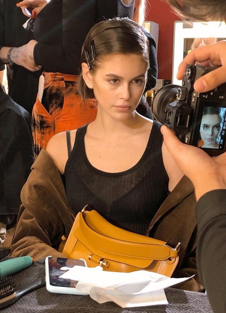 Backstage | Scrolller