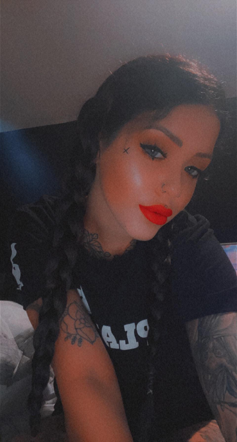 Bad lil thang 😘😈 [over18] | Scrolller