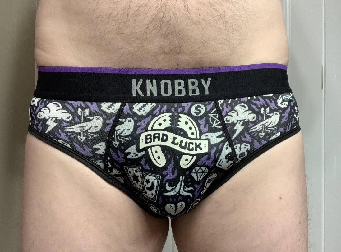 Bad Luck Knobby | Scrolller