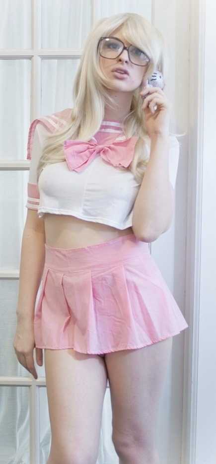 Bailey Jay | Scrolller