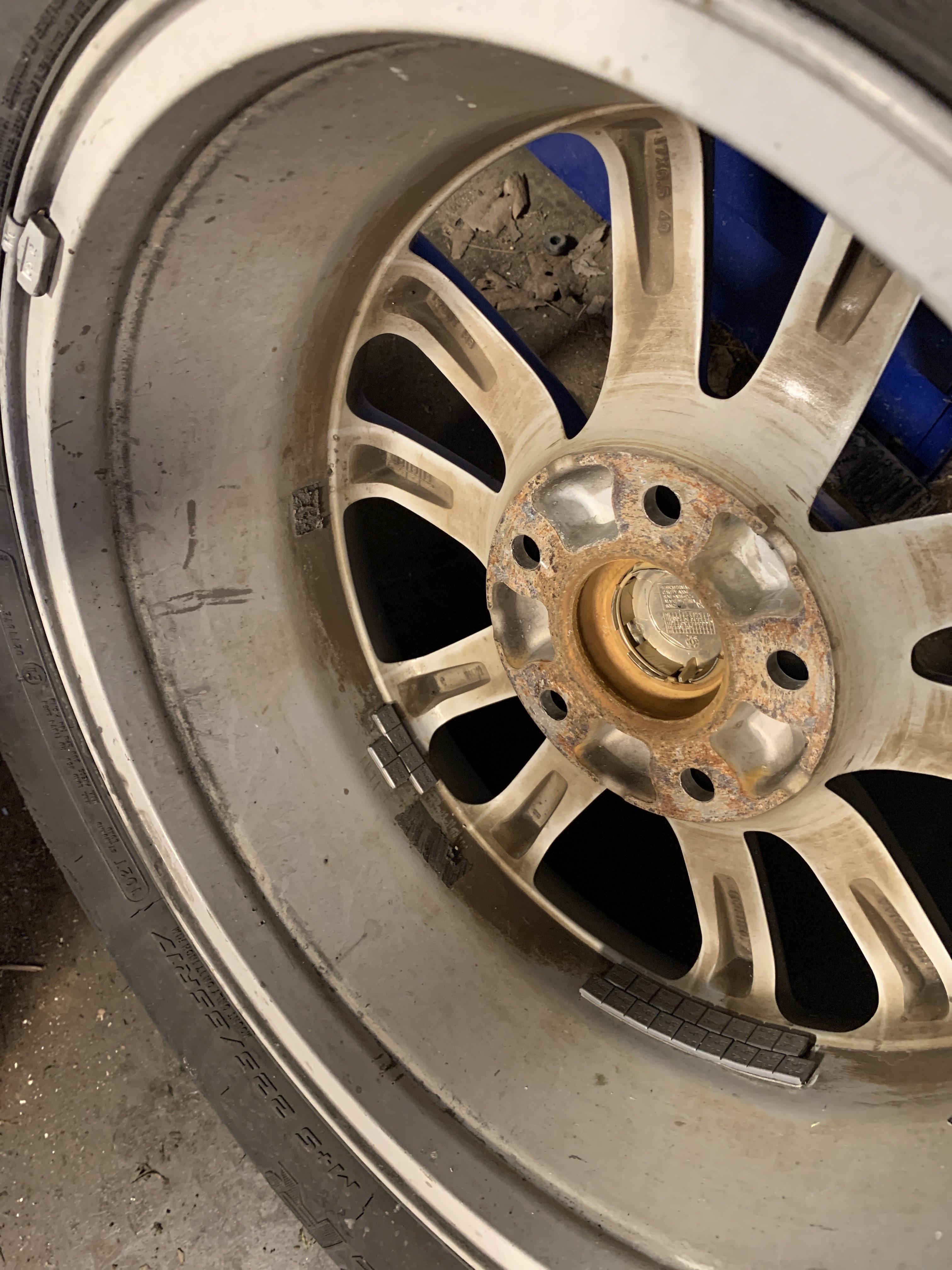 Balanced the tire, boss. | Scrolller